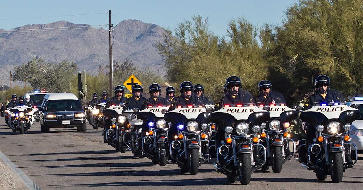 Mourning follows deadly shooting in Arizona