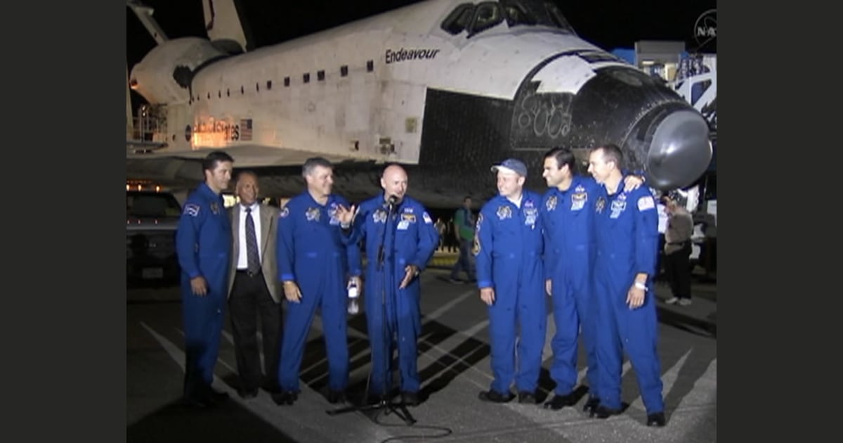 Endeavour makes its final landing