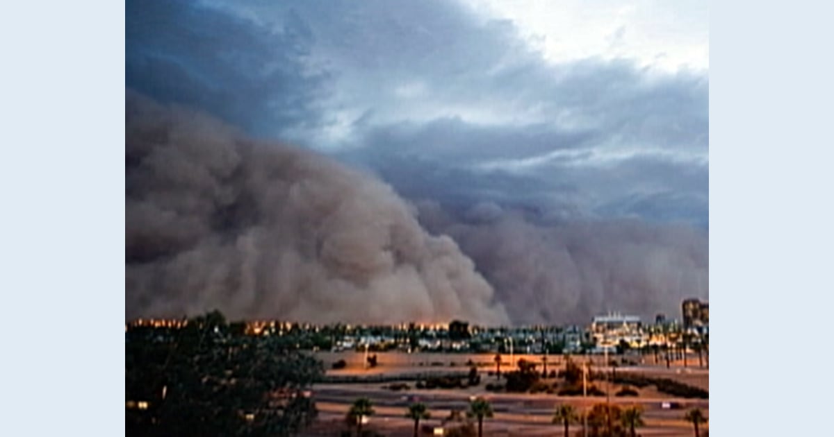 Photographer talks about dust storm time-lapse