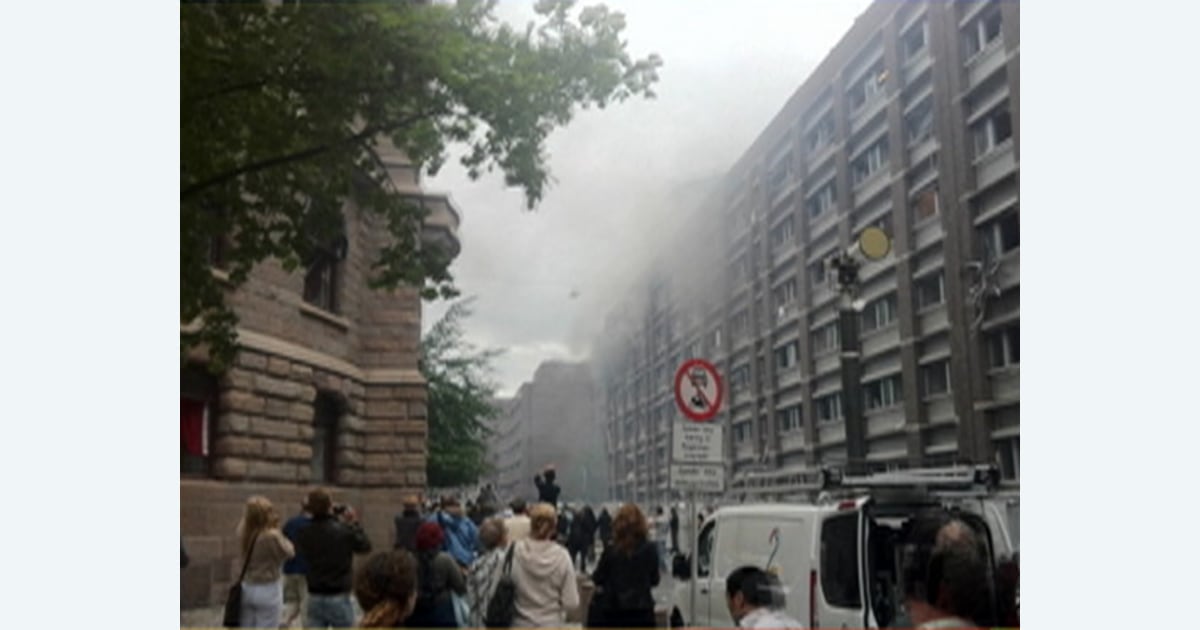 Smoke, chaos fill Norway’s capital after blast