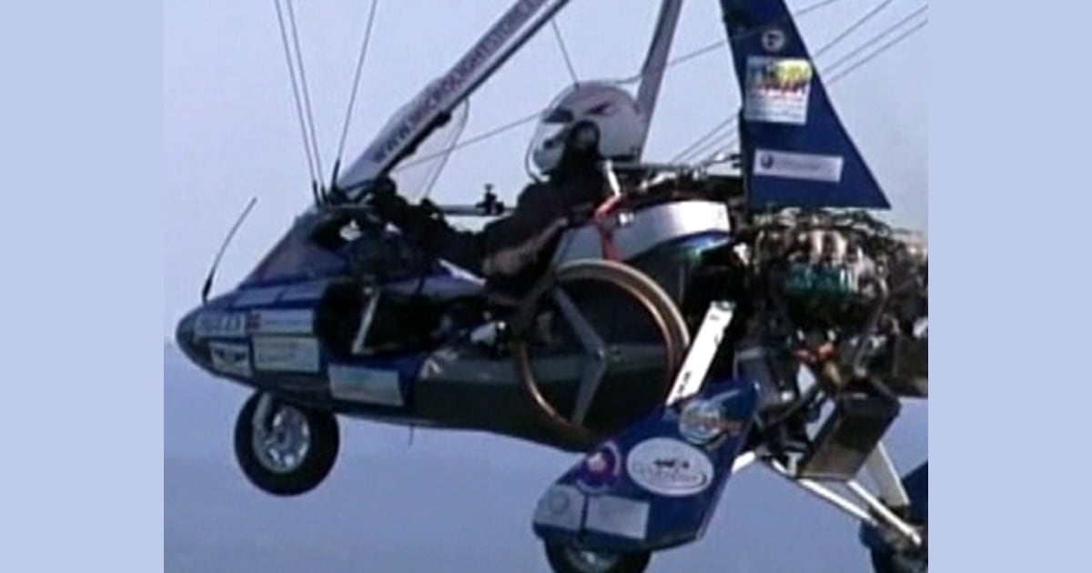 Paraplegic pilot flies from UK to Sydney