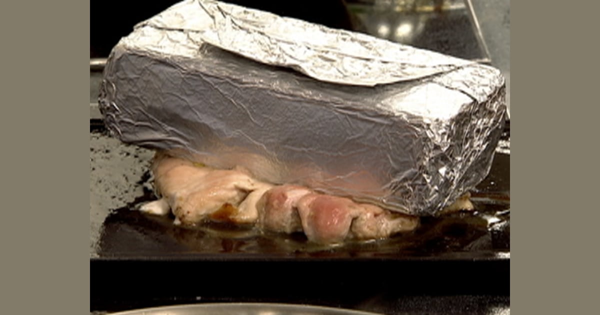How to cook chicken… using a brick!
