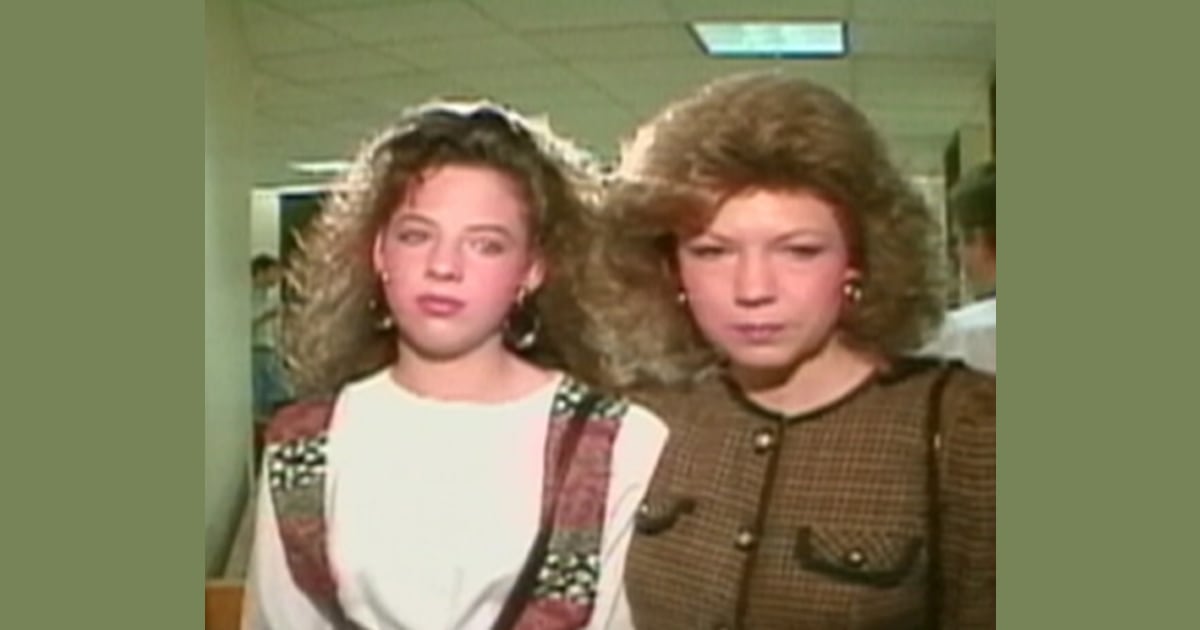 Cheerleader breaks 21-year silence