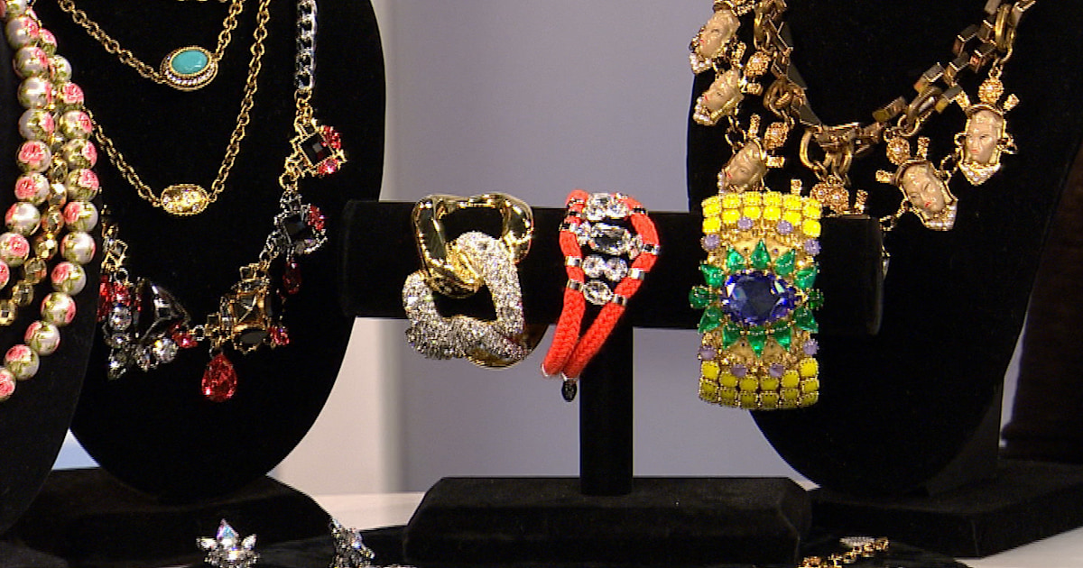Hot style trends: Rental jewelry, peekaboo bras
