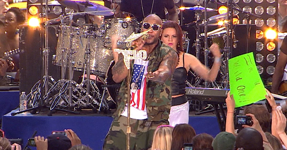 Flo Rida tells kids to ‘work hard’ to achieve dreams