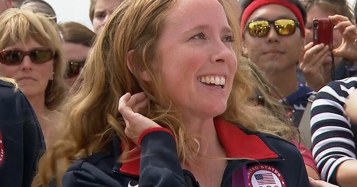 U.S. women’s rowing team wins 2nd gold in a row