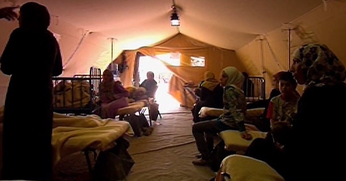 Thousands flee across Syria’s border