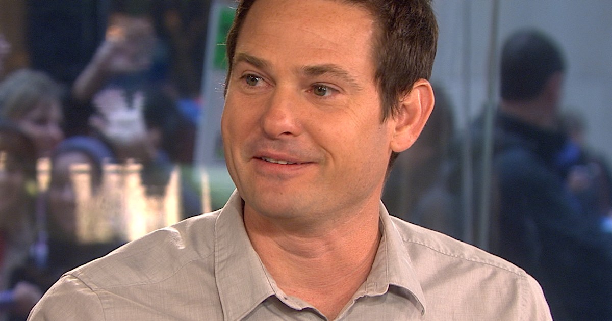 Henry Thomas: End of 'E.T.' still ‘chokes me up’