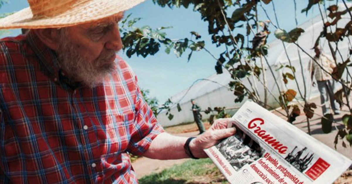 Castro dismisses near-death rumors with new photos