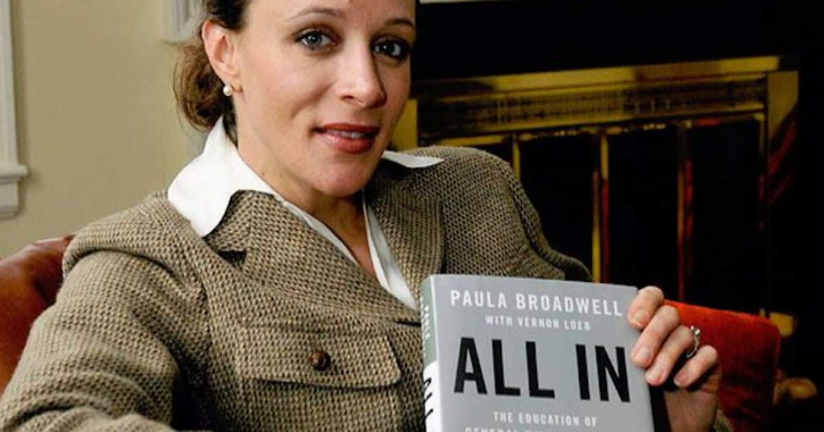 Retired colonel: Paula Broadwell is ‘very aggressive’