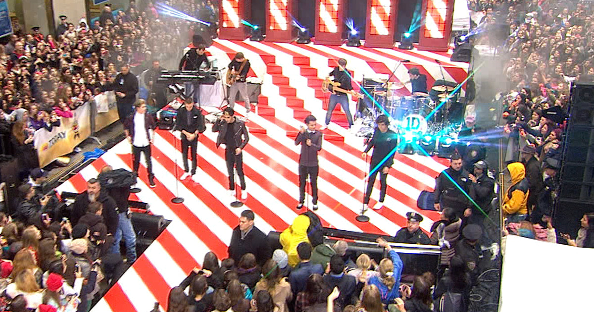 One Direction shares ‘Moments’ with screaming fans