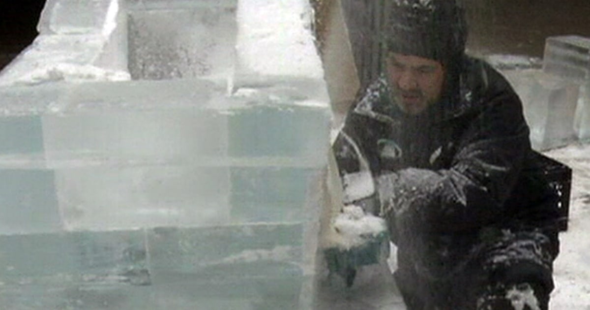 Ice bars carved for Minnesota Winterfest