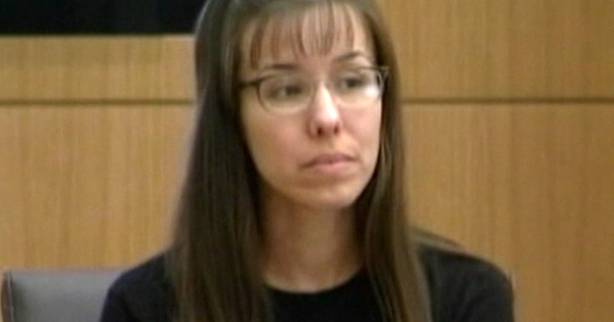 Jodi Arias allegedly tweeting through friend