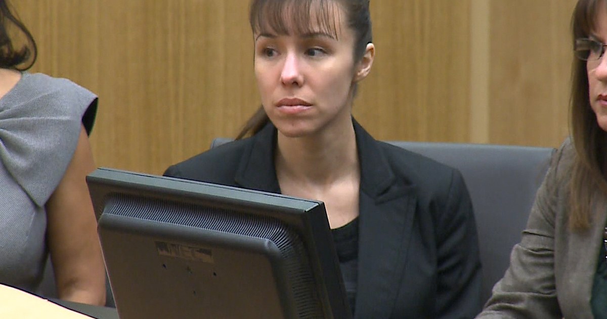 Jury hung in Arias case, new sentencing trial set