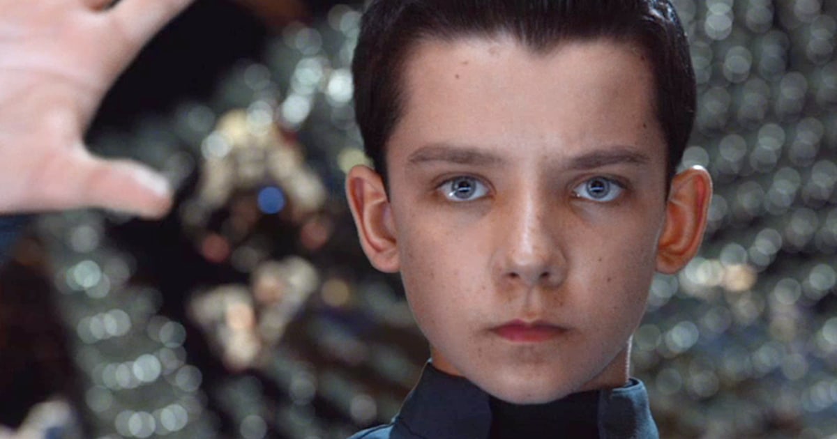 Watch the 'Ender's Game' trailer