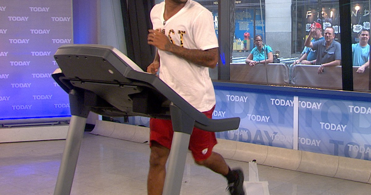 NFL player's 25-mph treadmill run wows Internet