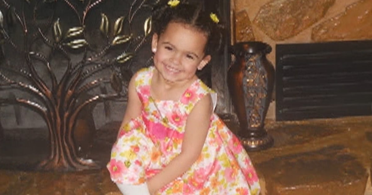 Dad refuses to return baby Veronica to adoptive parents