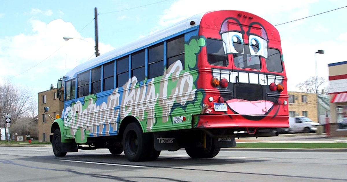 In Detroit, a little bus company survives and thrives