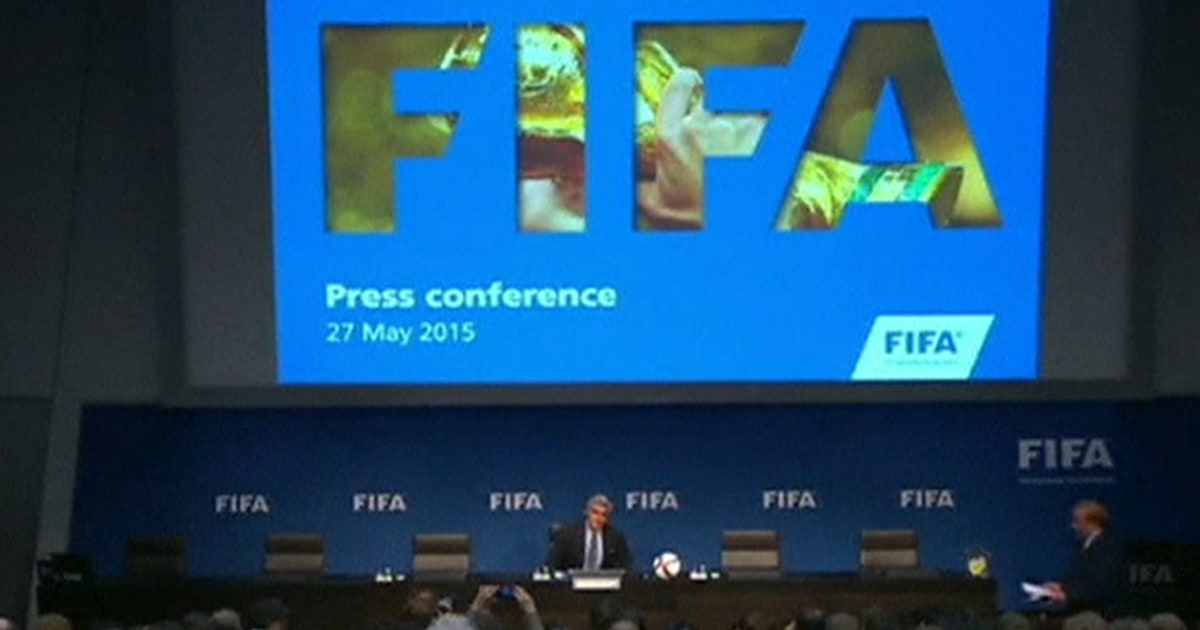 6 FIFA officials arrested on corruption charges