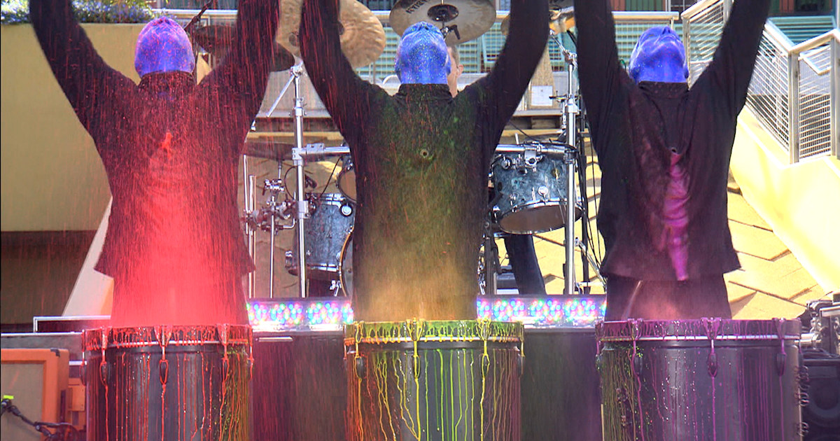 Blue Man group (and Al) drum up excitement