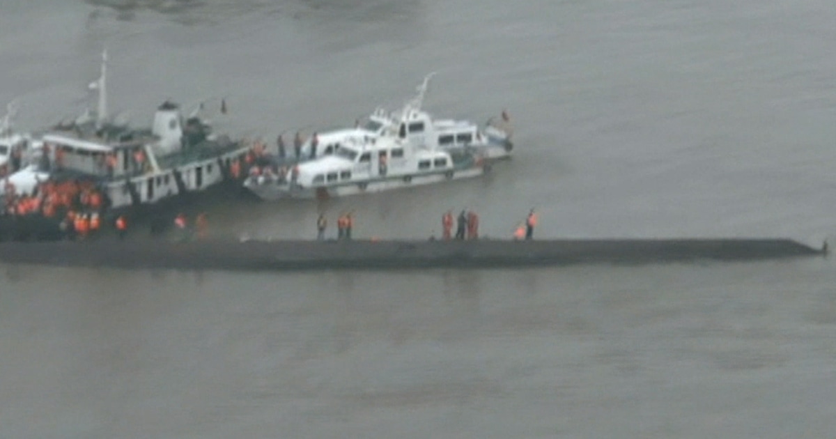 Hundreds feared dead after cruise ship capsizes in China