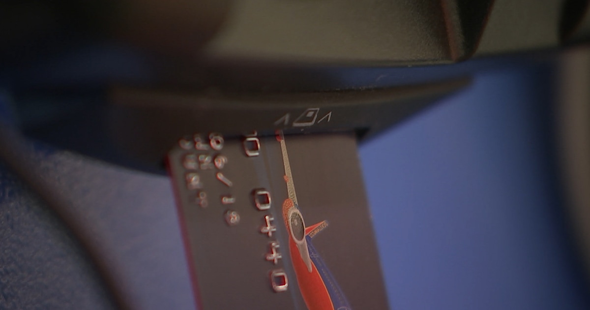 Merchants to start using new devices for chipped credit cards
