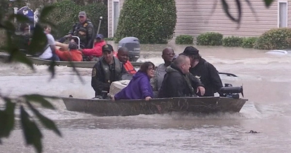 At least 11 dead in South Carolina floods, disaster declared