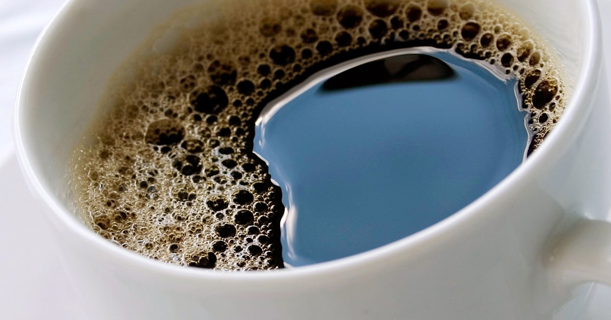 A mid-morning coffee may be better for your health, experts say