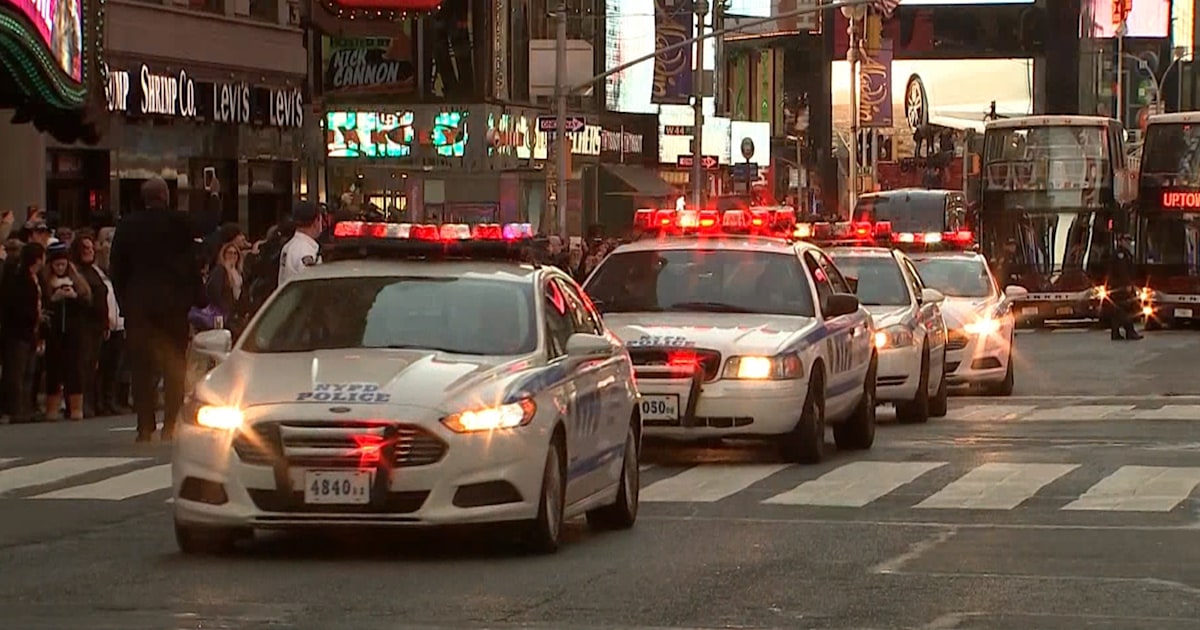 Former FBI official: US has ‘to be on full alert at all times’ for ...