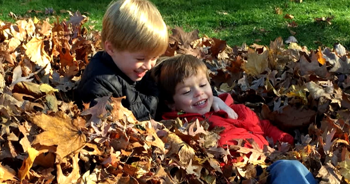 How to teach kids the gift of giving during the holidays