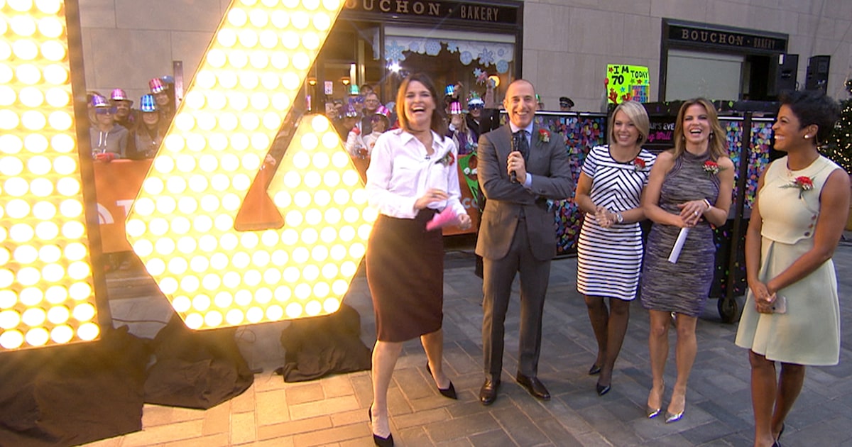 See the Times Square New Year’s ‘16’ and very special confetti of wishes