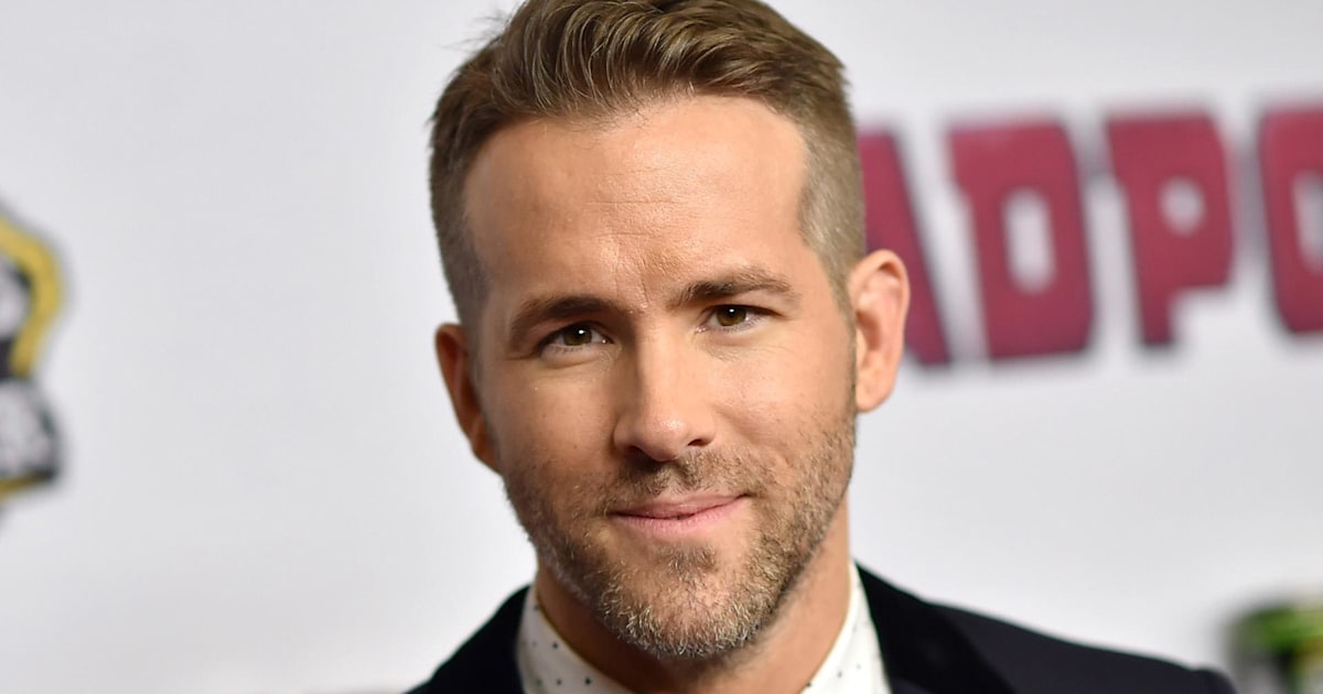 Ryan Reynolds: Happy birthday, Billy Ray Cyrus!! (P.S. you too, Blake)