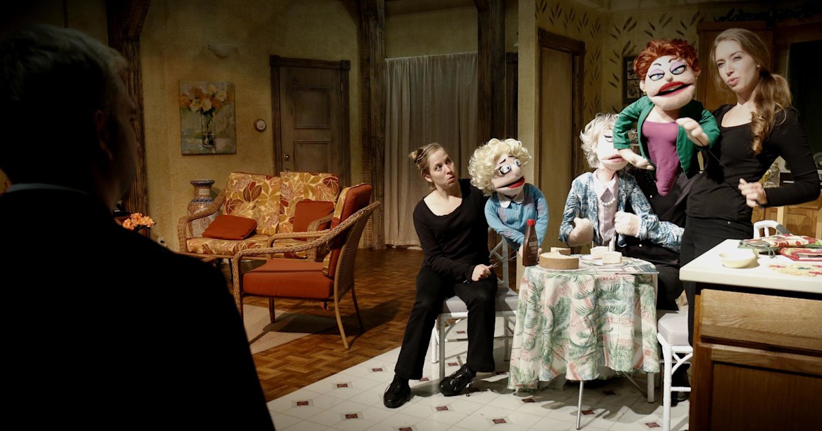 'That Golden Girls Show!’ re-creates beloved characters with puppets