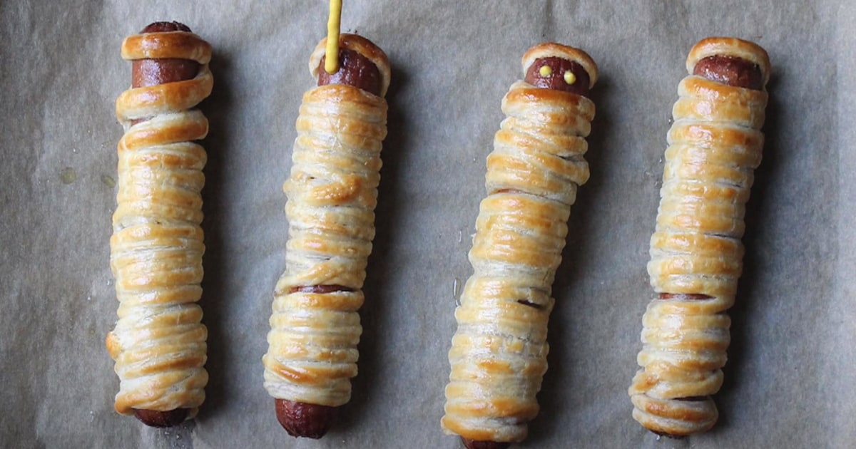 Yummy Mummies! Make this adorable and easy Halloween snack