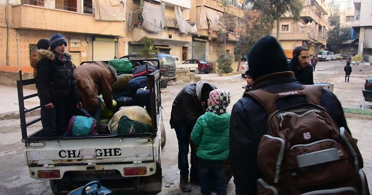 Aleppo evacuation is expected to take days; new convoys seen leaving city