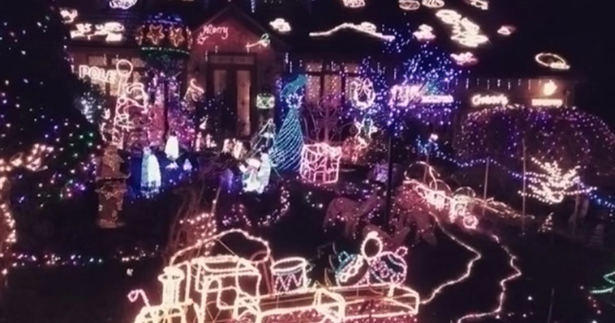 See the best Christmas lights from around the world