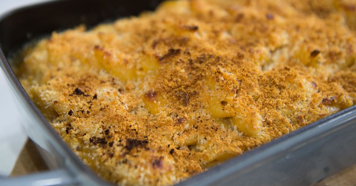 Smoky bacon mac and cheese: Try Molly Yeh’s twist on a delicious dish