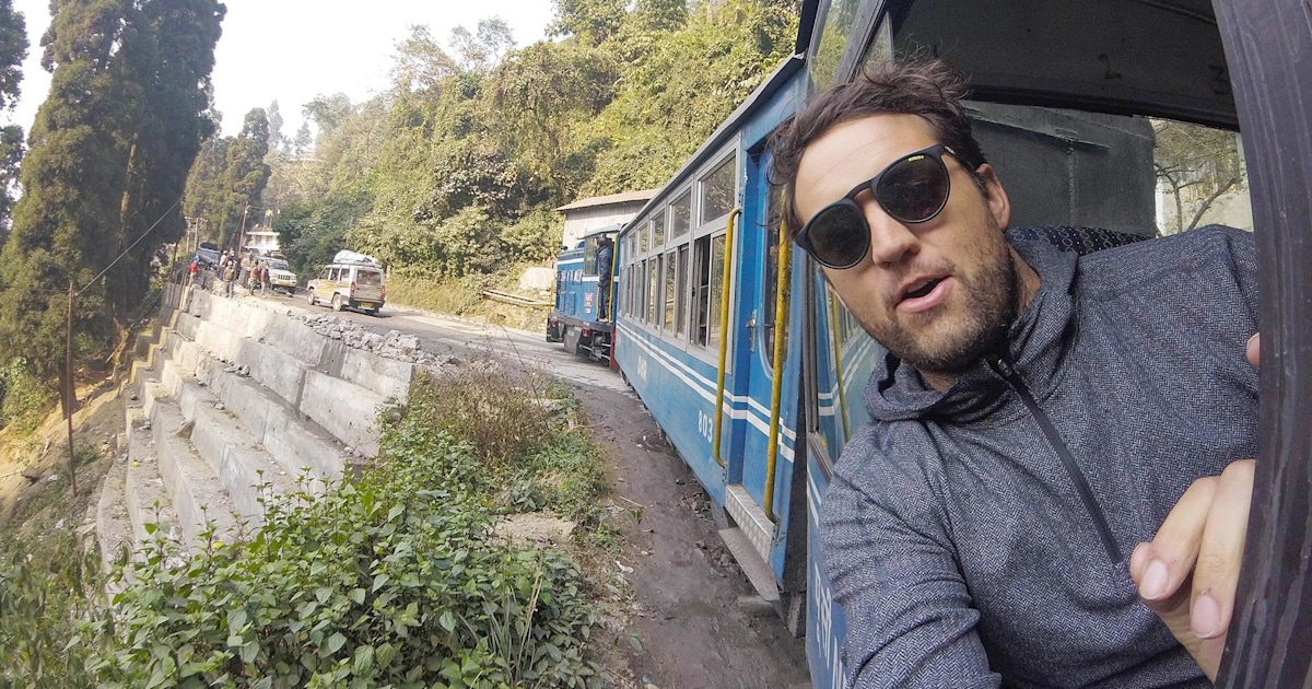 Man takes inspiring ‘plane to nowhere’ trip abroad