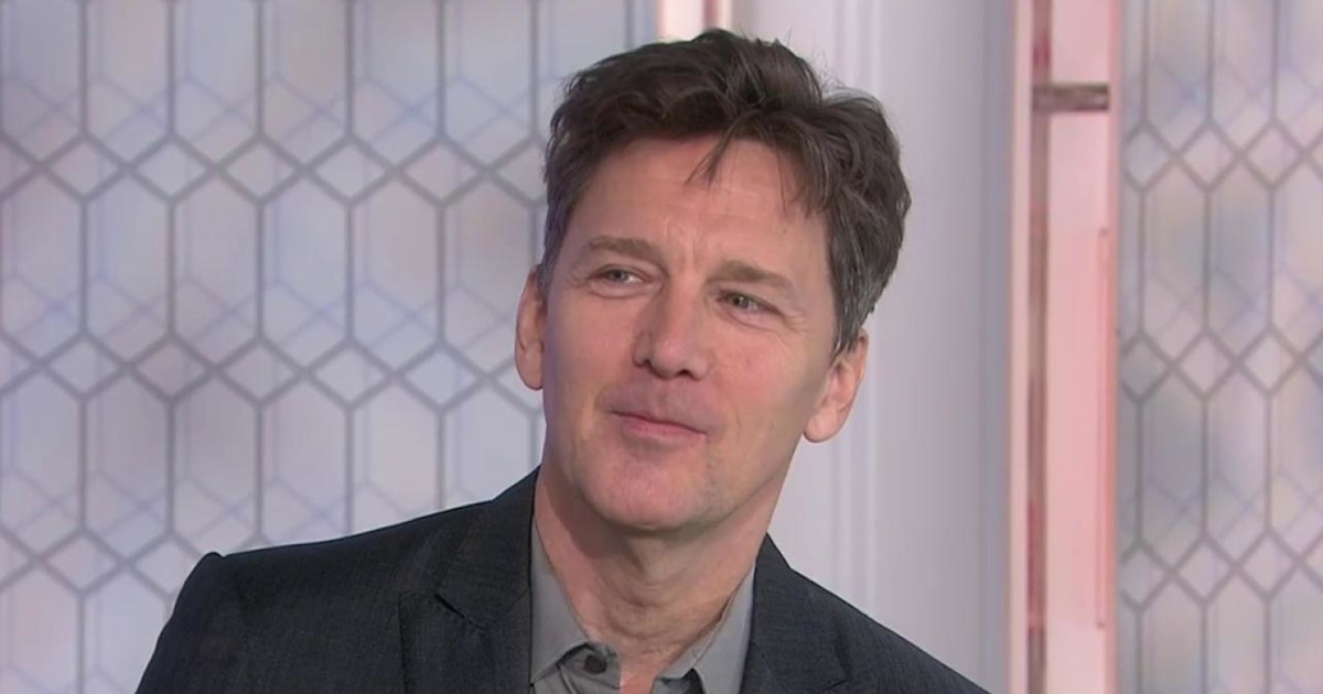 Andrew McCarthy goes from actor to author with first novel