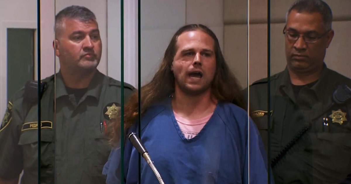 Portland train stabbing suspect Jeremy Christian has outbursts in court
