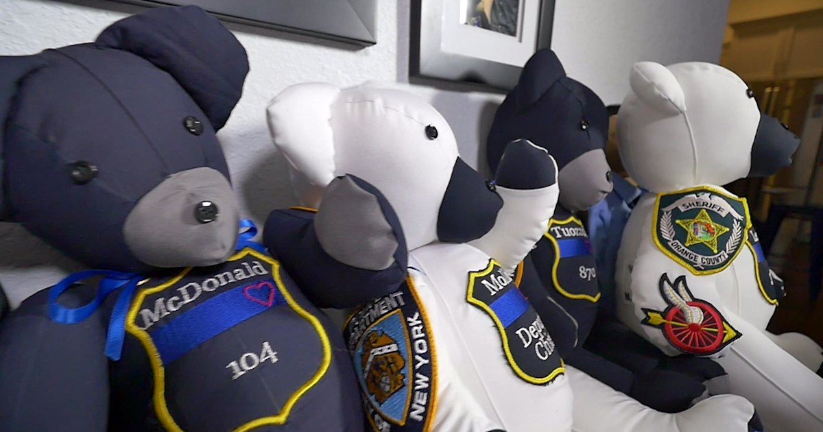 15-year-old creates Blue Line Bears for families of fallen officers