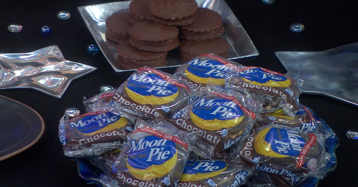 Fun eclipse party ideas: Moon pies, galaxy shirts and more