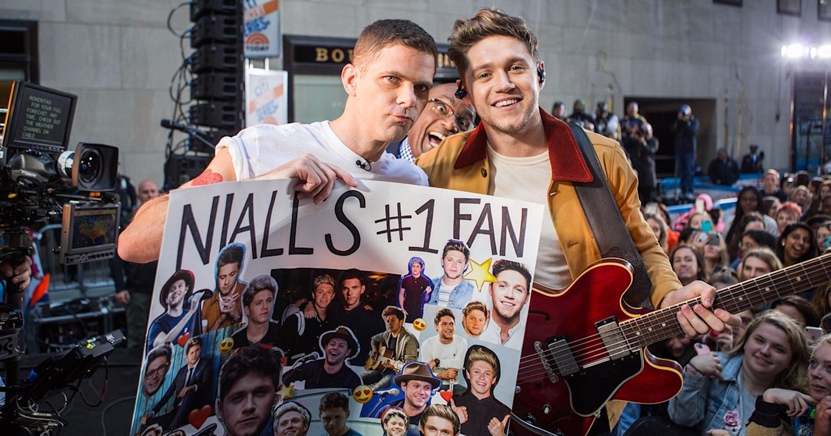 Meet Niall Horan’s biggest fan, ‘SNL’ comedian Mikey Day