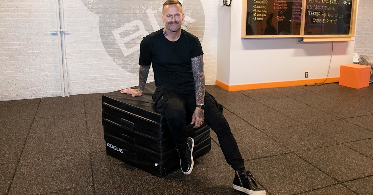 Bob Harper's quick morning workout