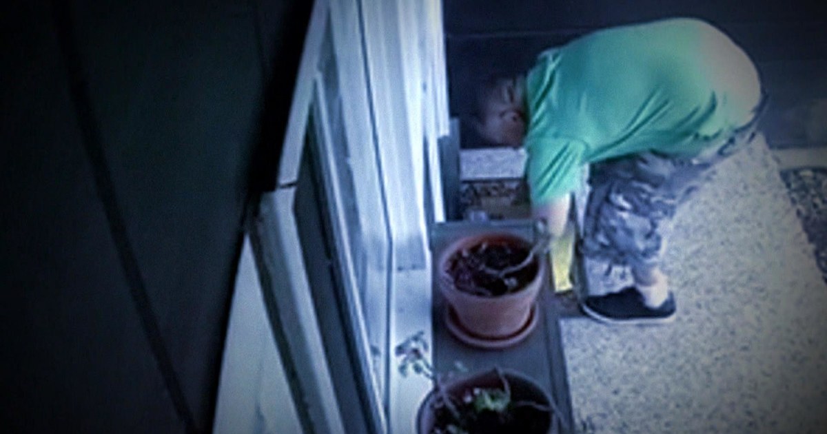 ‘Porch pirates’: How to keep your holiday packages from getting stolen