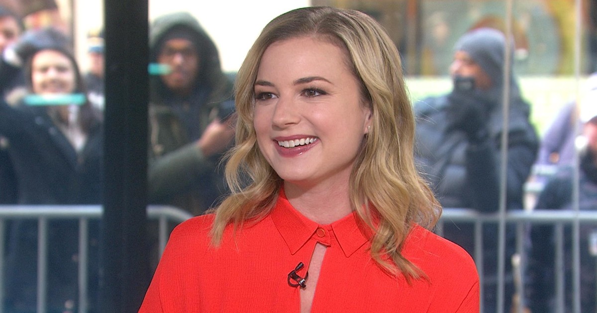 Emily VanCamp on her new show and engagement to ‘Revenge’ co-star