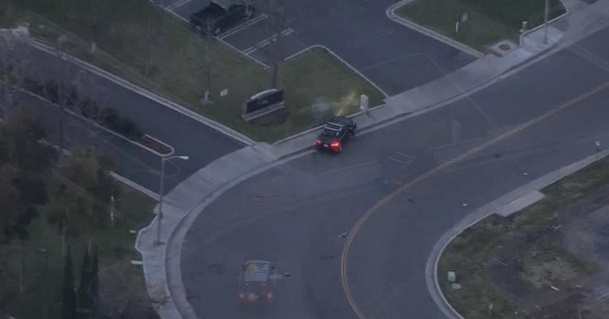 Carjacking and high-speed police chase caught on video