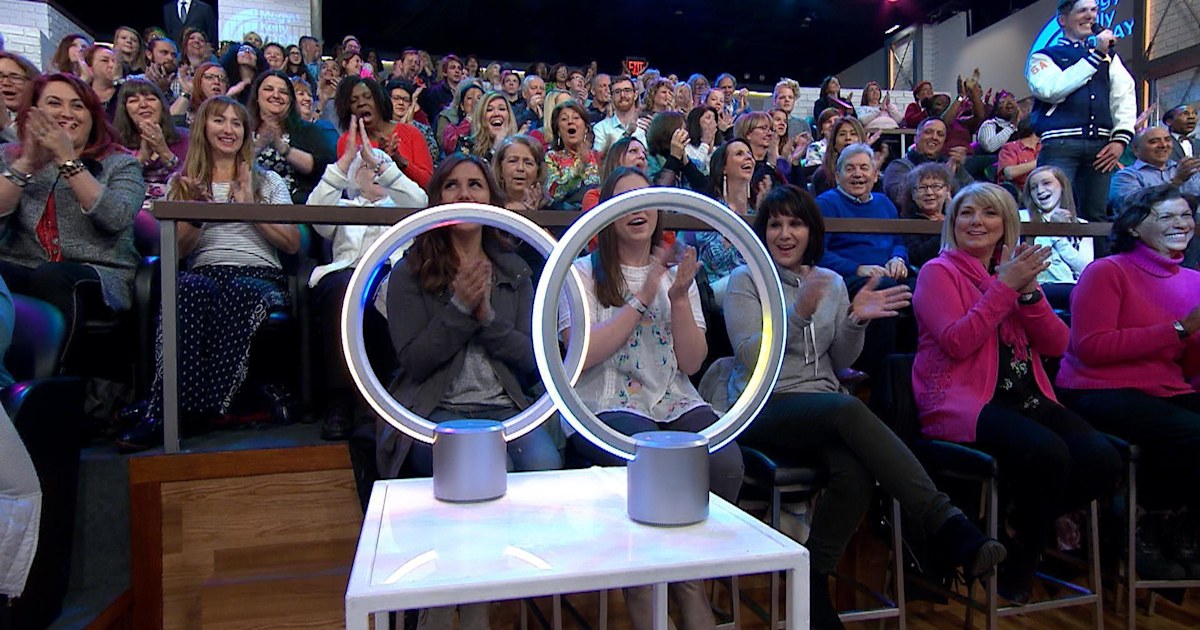Megyn Kelly audience members receive C by GE Sol Smart Lights