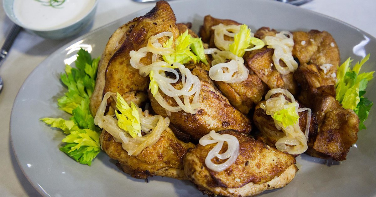 Make chicken chicharron with smothered onions, a Latin-style treat