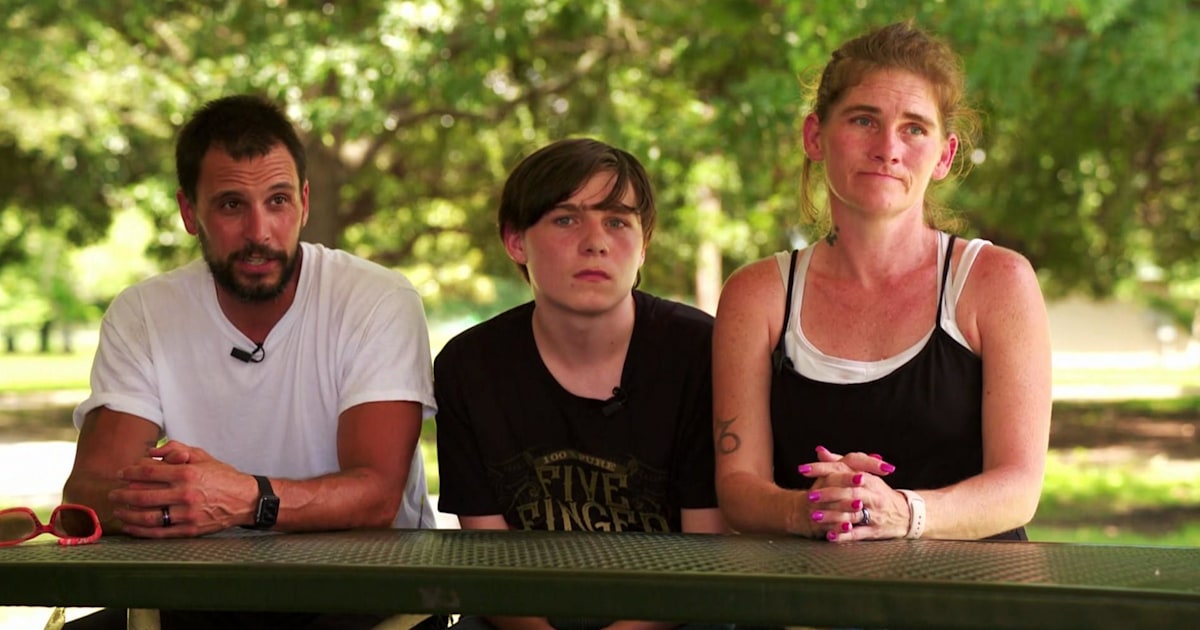 Parents who gave 15-year-old son marijuana for seizures regain custody